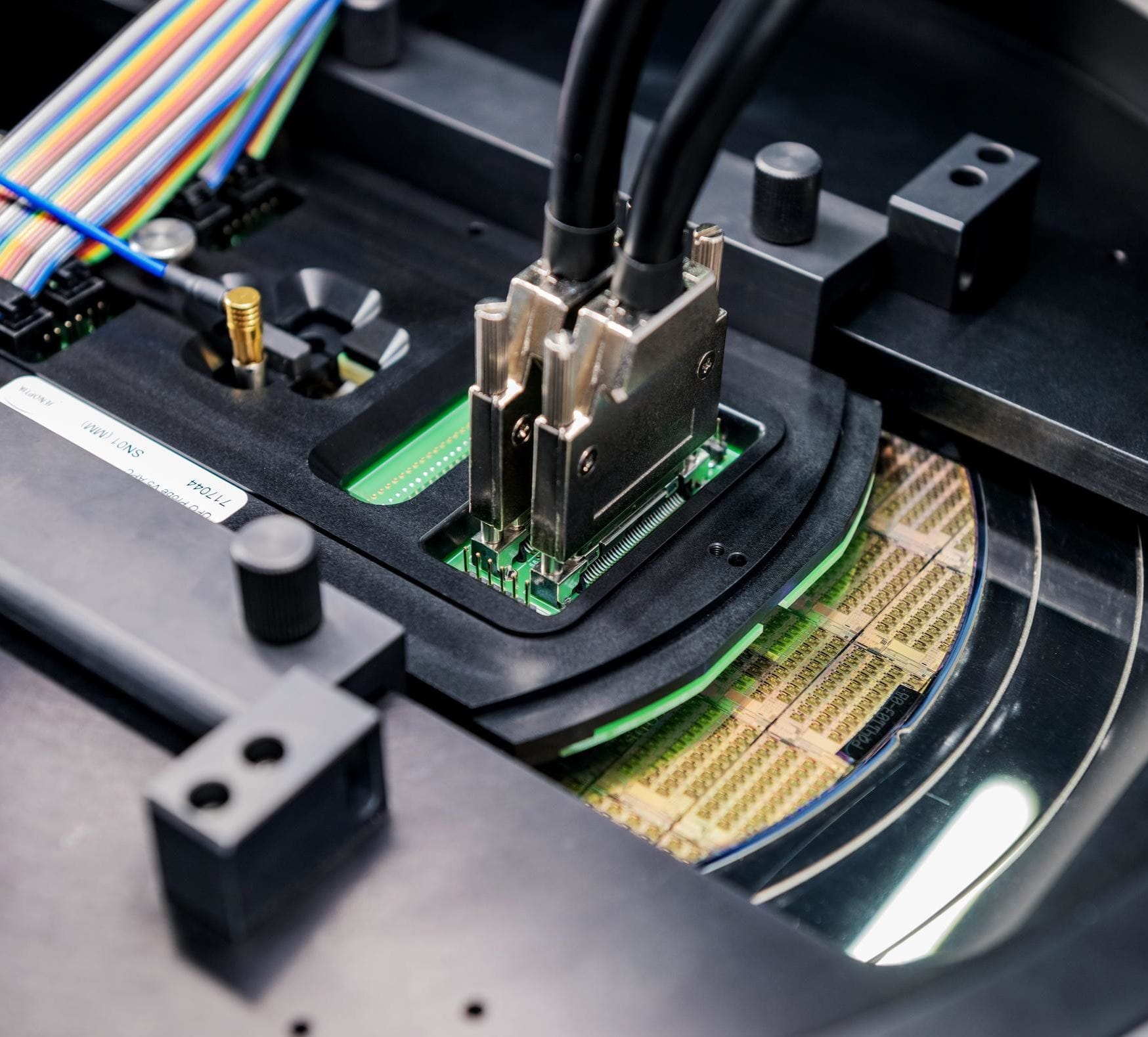 Ultra-fast opto-electronic probe card - UFO Probe® Card | Jenoptik USA